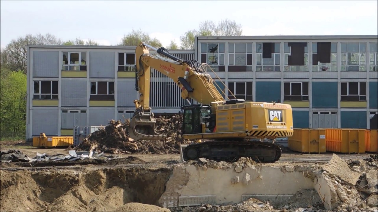 großer Bagger CAT 374 UHD Abriss erledigt - YouTube