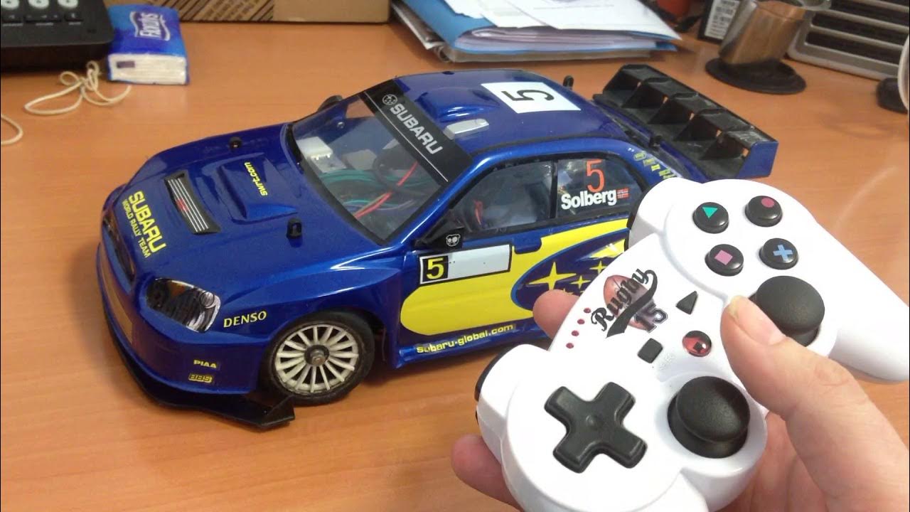 Raspberry Pi / Python RC Car - YouTube