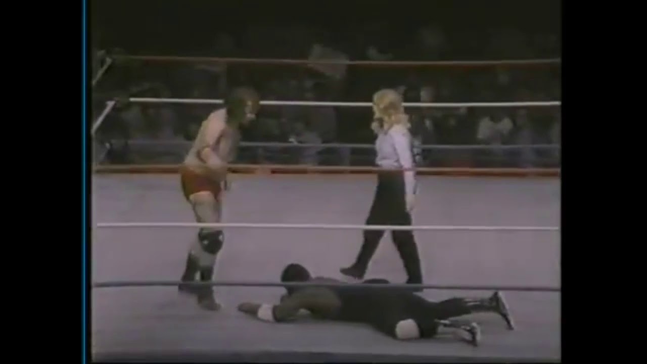 Terry Funk vs Jobber Greg Eberhart WWF 1985 - YouTube
