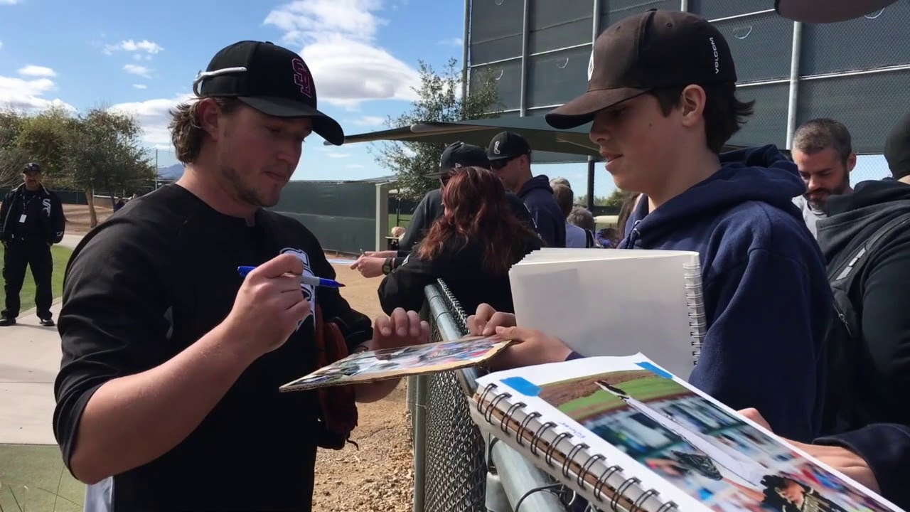 2018 MLB Spring Training Autograph Vlog! - YouTube