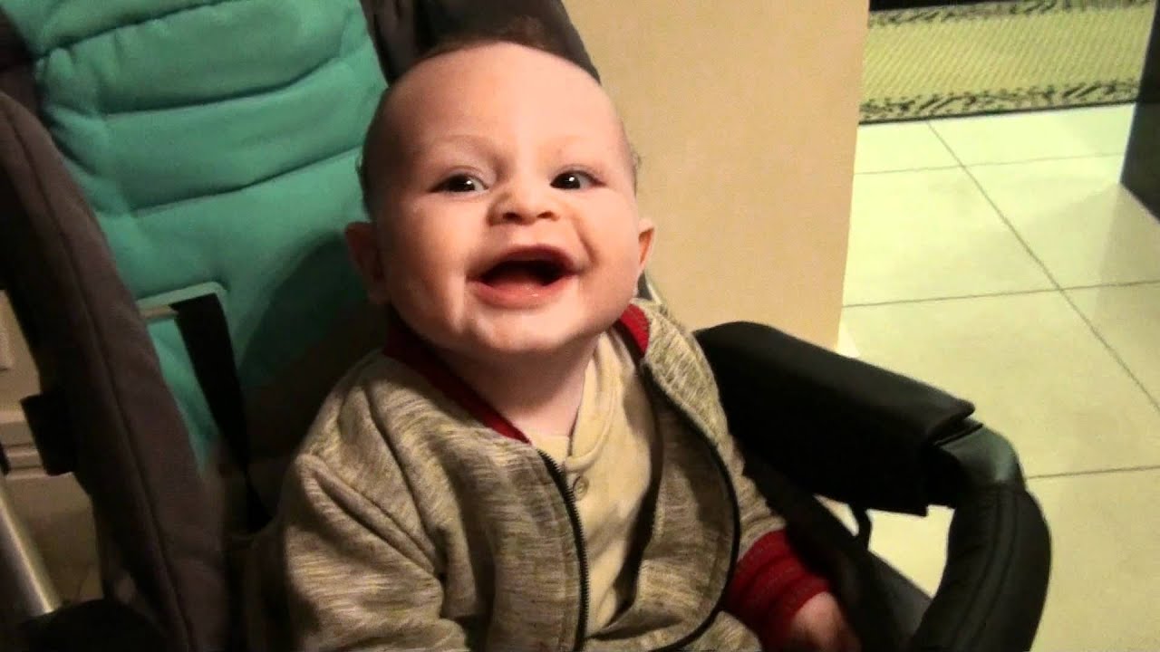 BEBE RINDO RINDO MUITO - YouTube