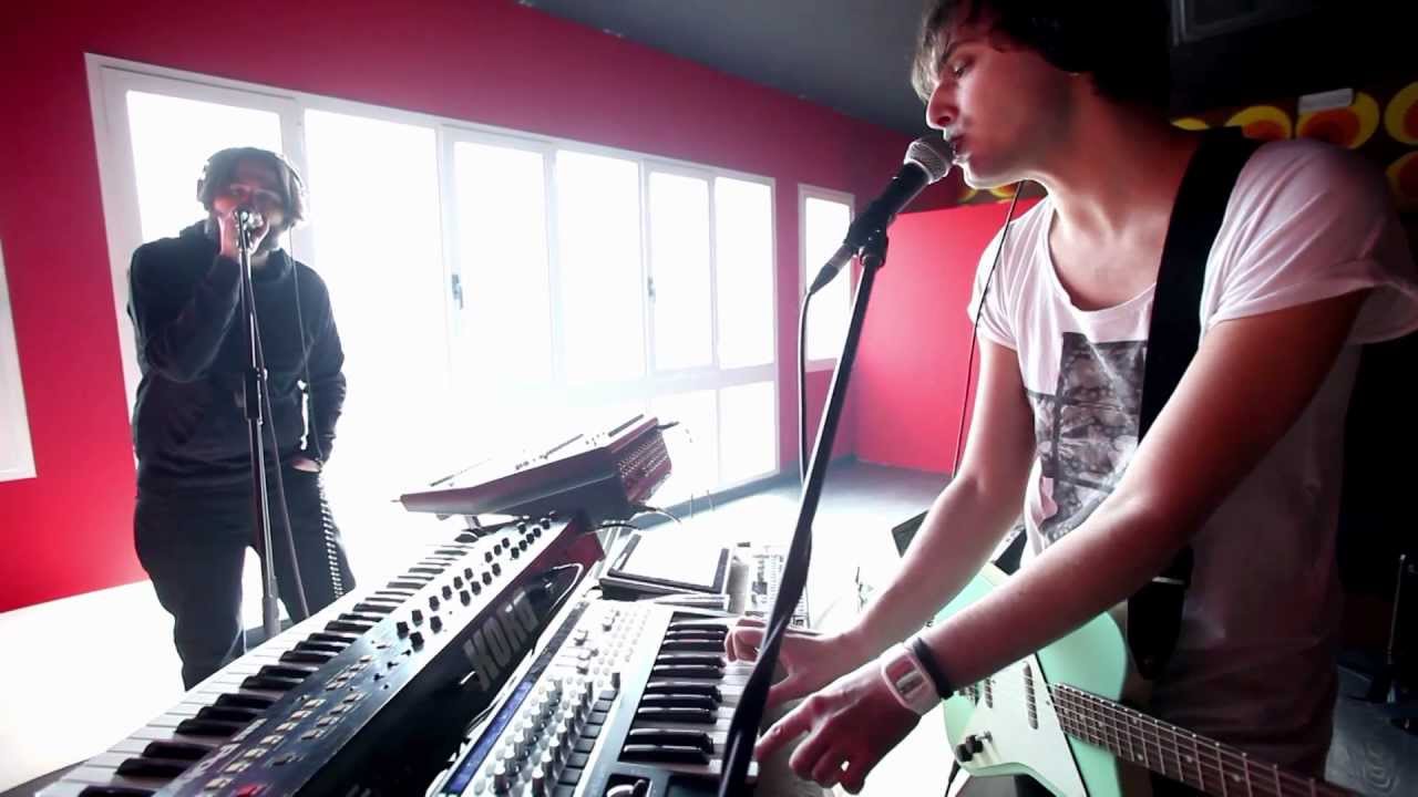 Davide Ferrario | Cercando Un Senso (Video Ufficiale) - YouTube