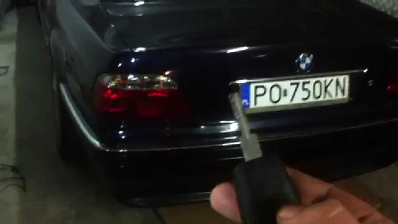 BMW e38 problem z hydrauliczna klapa ... . - YouTube