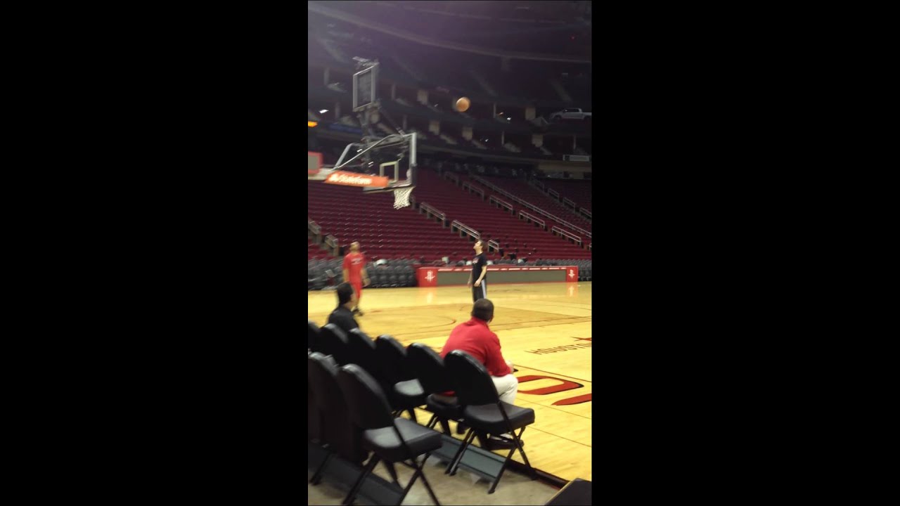 Dwight Howard shooting 3's - YouTube