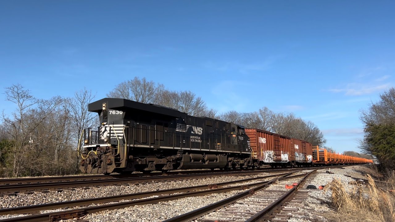 LHF NS ES44DC 7630 Leads Rail Train 916-10 on 1/10/23 (Part 2) - YouTube