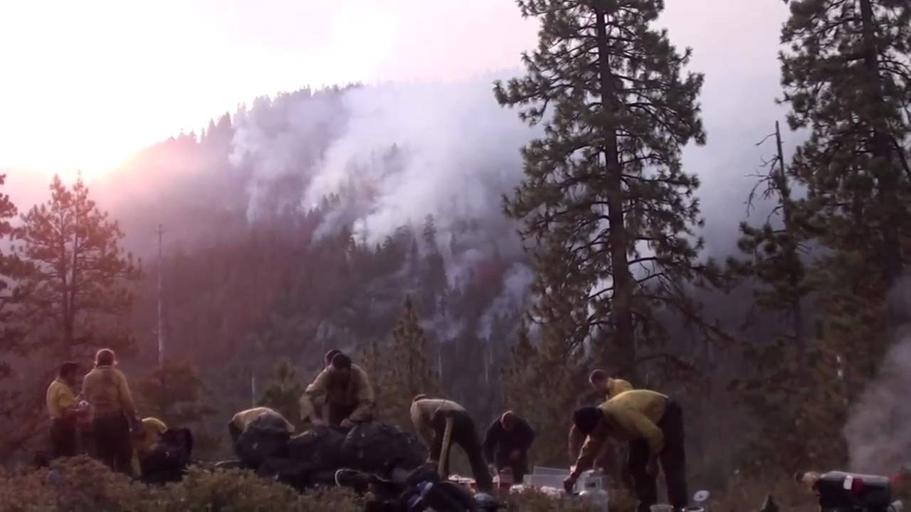 Arrowhead Hotshots 30 years on the fire line, intro - YouTube