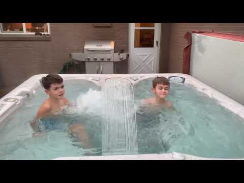 Hot tub time machine