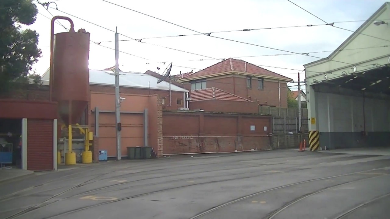 Melbourne Trams - Car In Kew Depot - YouTube