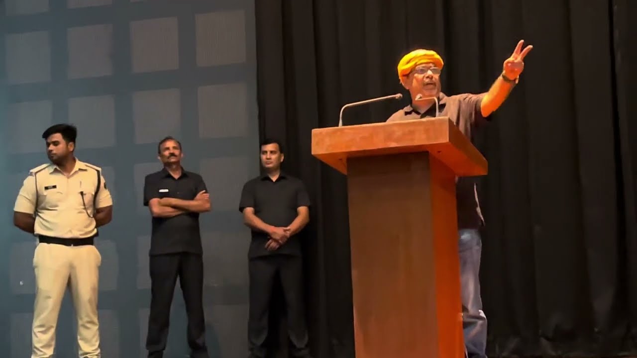 Awadh Ojha Sir Full Motivation In Gyan Bhawan Patna Career Finology