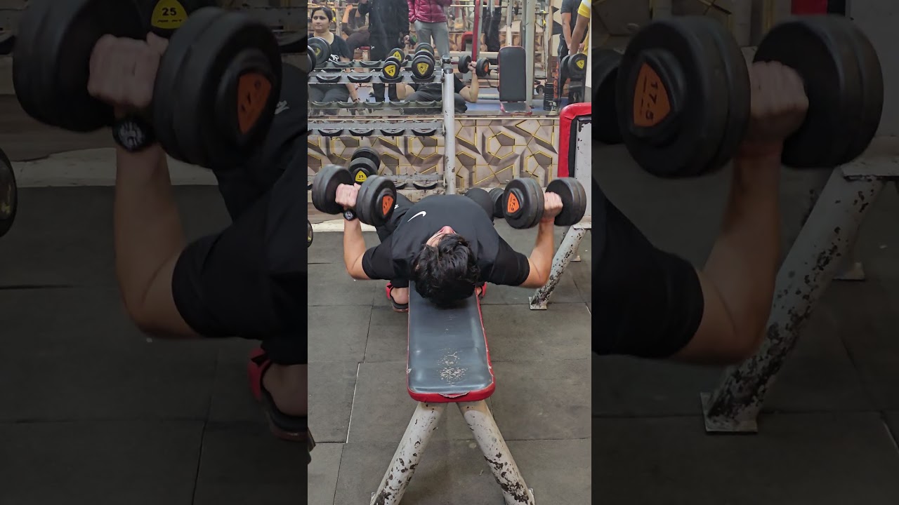 chest Dumbell fly #shorts #viral #trending - Random Peopl...
