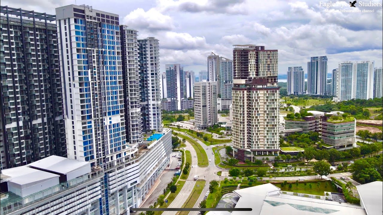 Medini City Iskandar Malaysia 2021 - YouTube