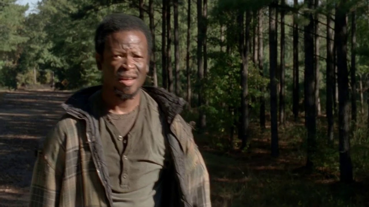 Bob Opening Scene [4x13] [TWD] - YouTube