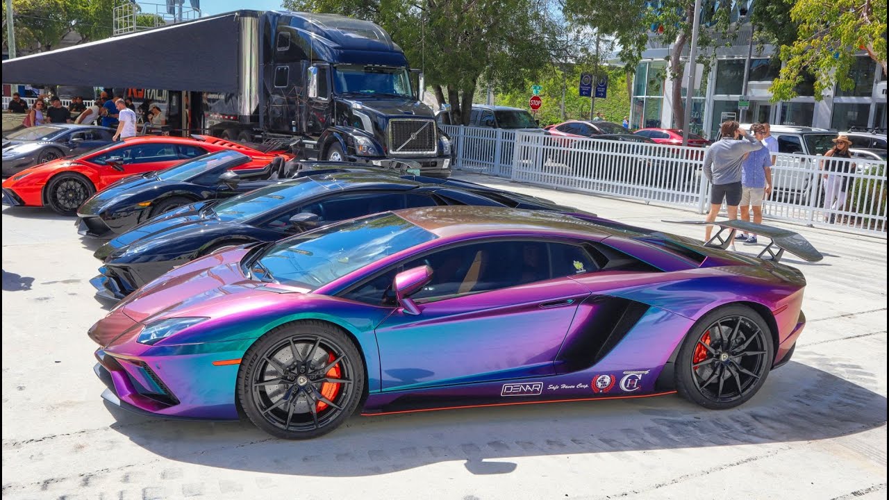 Lamborghini Veneno Rainbow