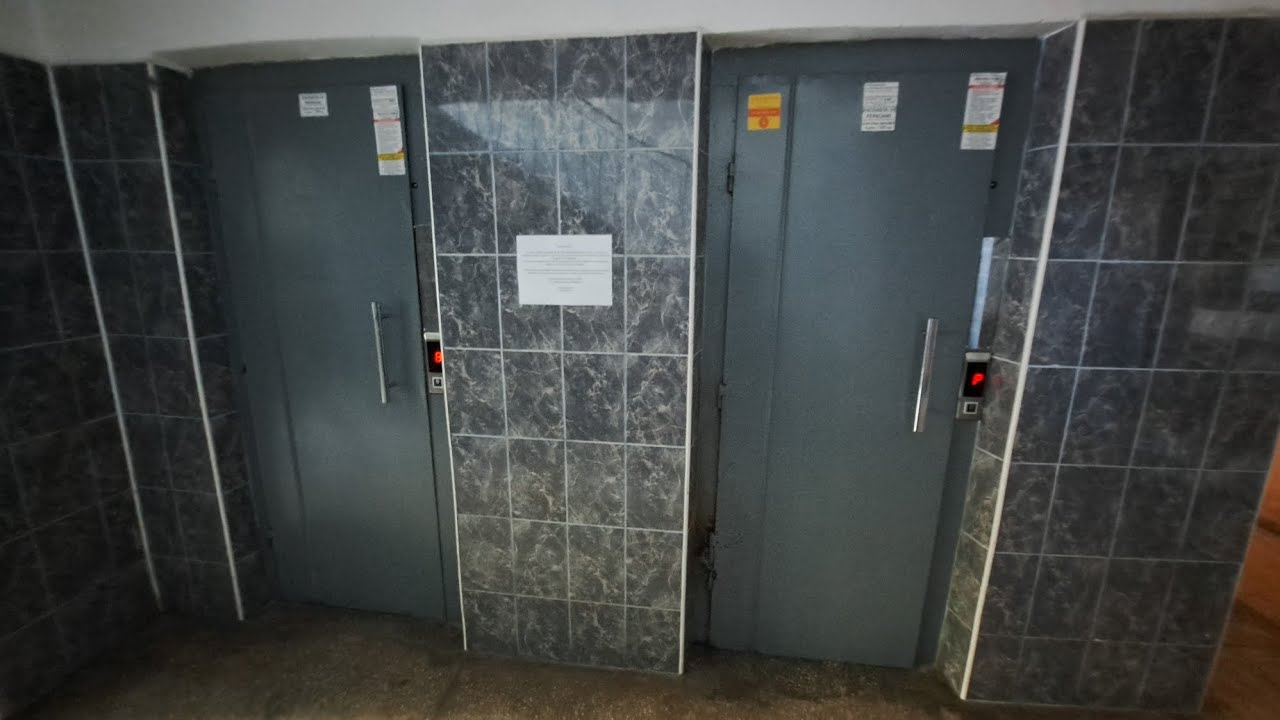 2x Old IFMA traction elevators (Modernized) @ Strada Viorele 26,bl.18 ...