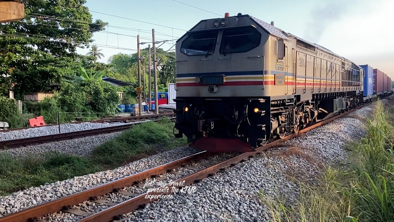 KTMB Class 26109 Tanjung Pelepas locomotive seen this morning & the ...
