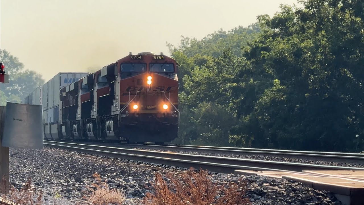 65-70 mph BNSF Z train (Z-WSPALT)!! BNSF Transcon: Emporia sub..8/4/24 - YouTube