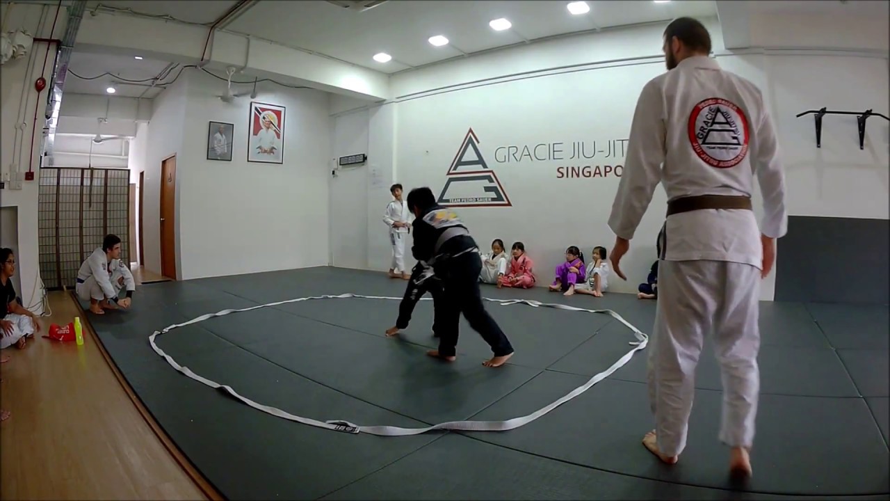Markus and Isla - Sumo Jiu-Jitsu - YouTube