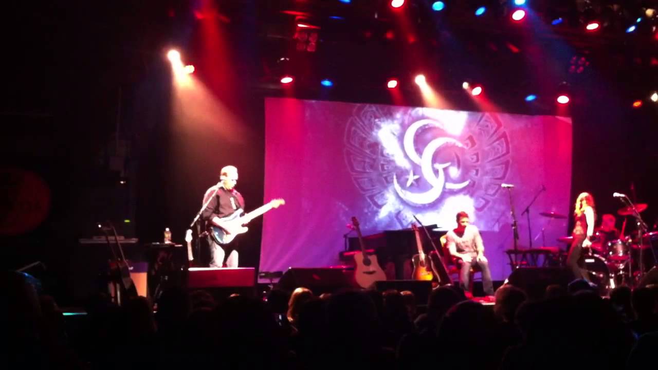 Tim Theriault at Hampton Casino 5/5 - YouTube