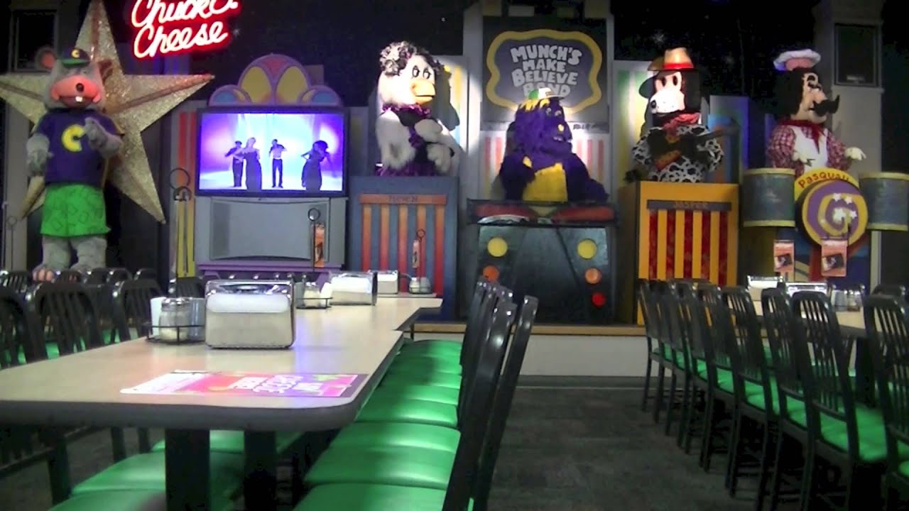 Chuck E Cheese West Hills
