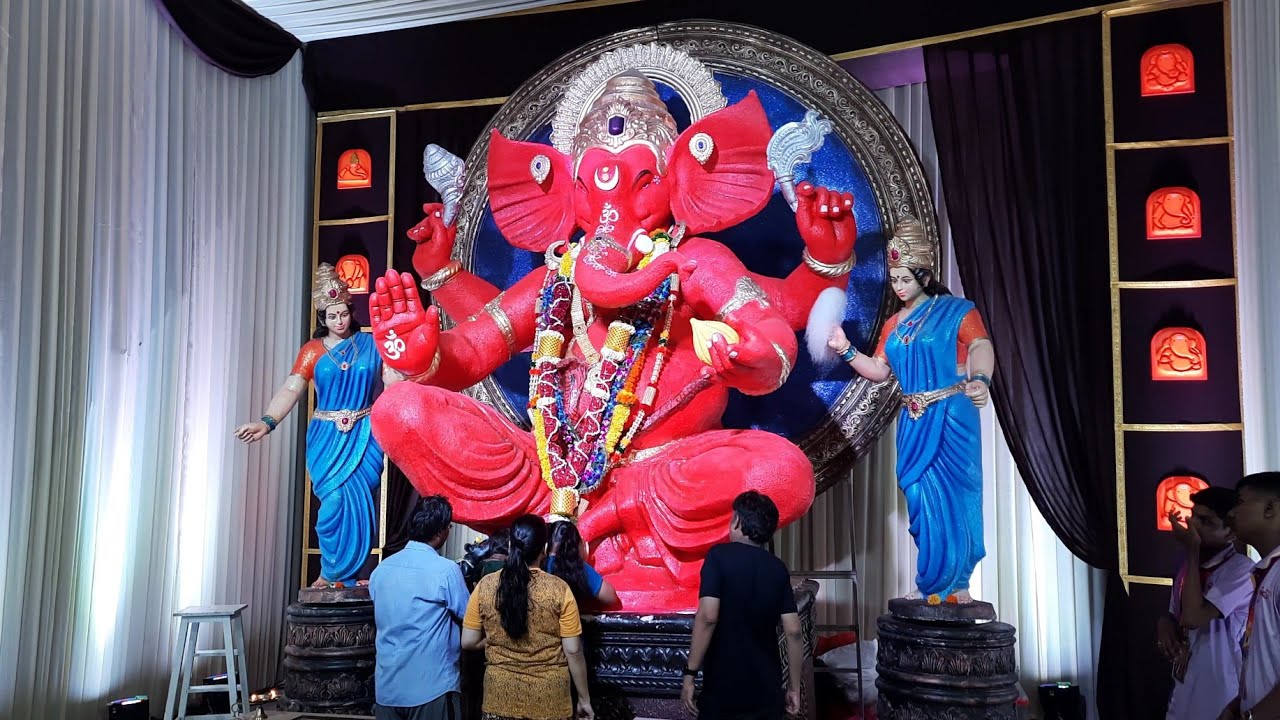 Visiting Parelcha Raja & 10+ GanpatiMurti Charan Darshan Day 09 | Part ...