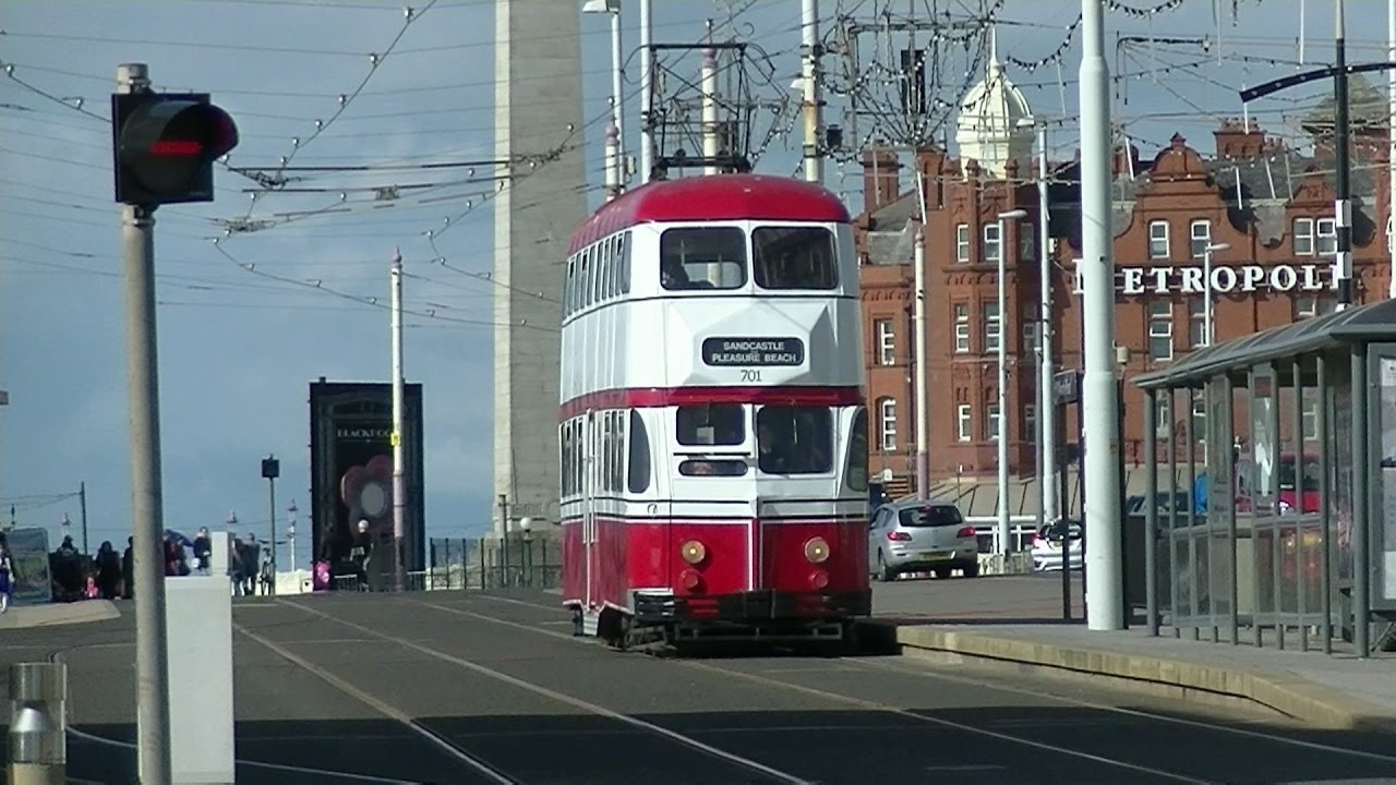 Bank Holiday Monday Blackpool Heritage Trams - 18th April 2017 - YouTube