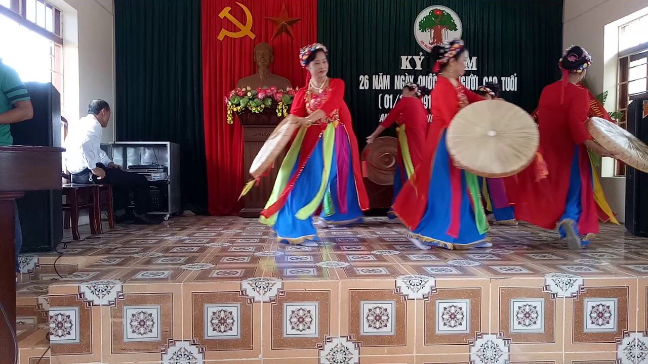 mua gui ve quan ho - YouTube