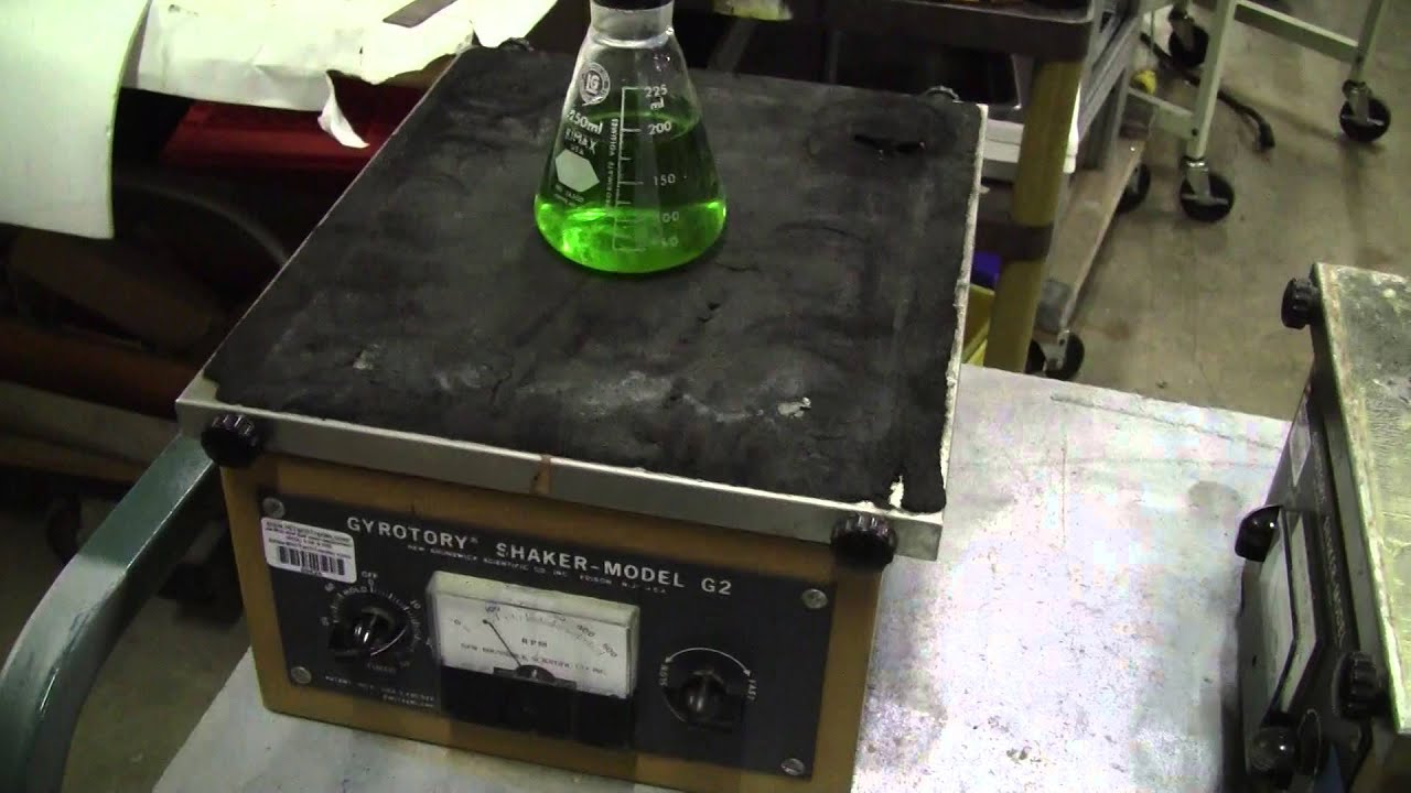 New Brunswick Scientific Gyrotory Shaker Model G2 - YouTube