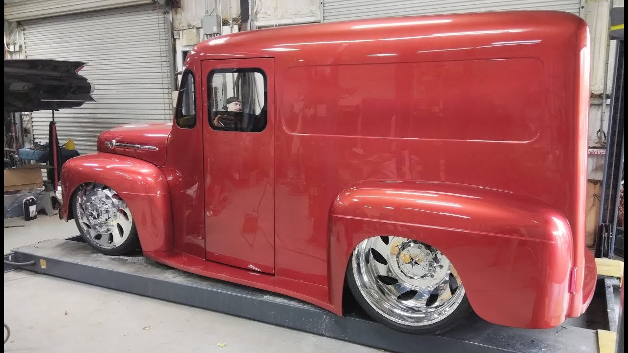 TEXAS METAL FORD F4 1952 CAMINHÃO DE LEITE - YouTube