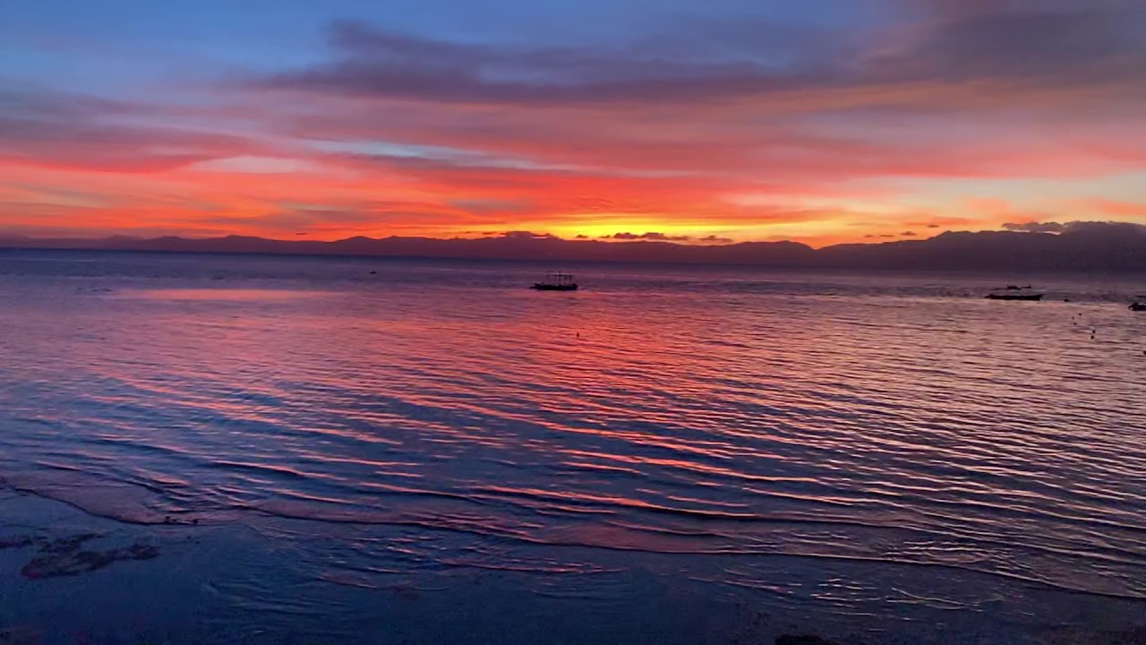 Moalboal Sunset - YouTube