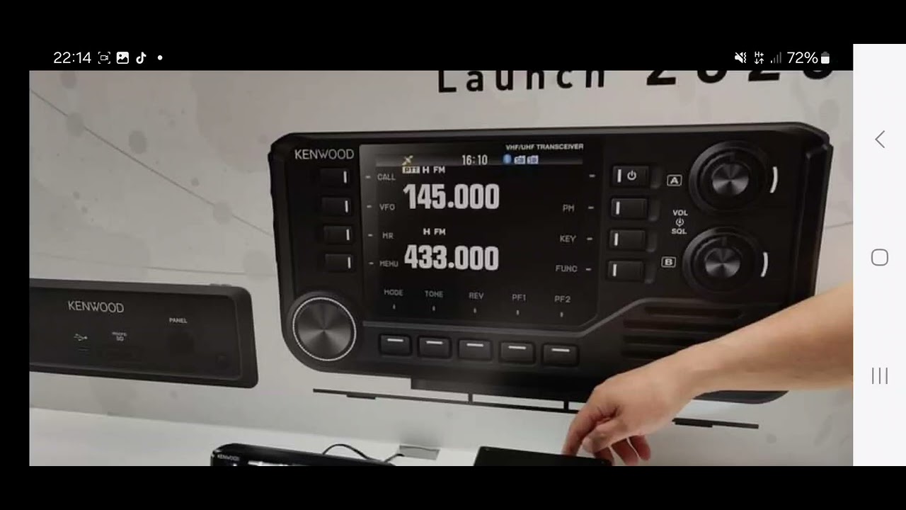 NEW KENWOOD MOBILE - D75 - YouTube