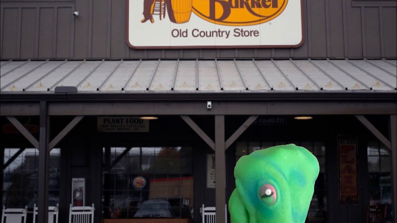 Lizard Puppet (and T- Rex Puppet and Megalodon Puppet) eat at CRACKER ...