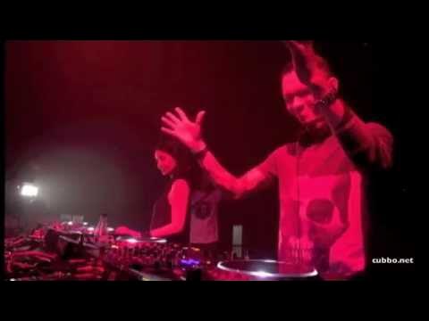 HardTechno: Lukas + Fernanda Martins 4decks @ CODE 98, Fabrik SPN MAR/2014 (VideoSet) - YouTube