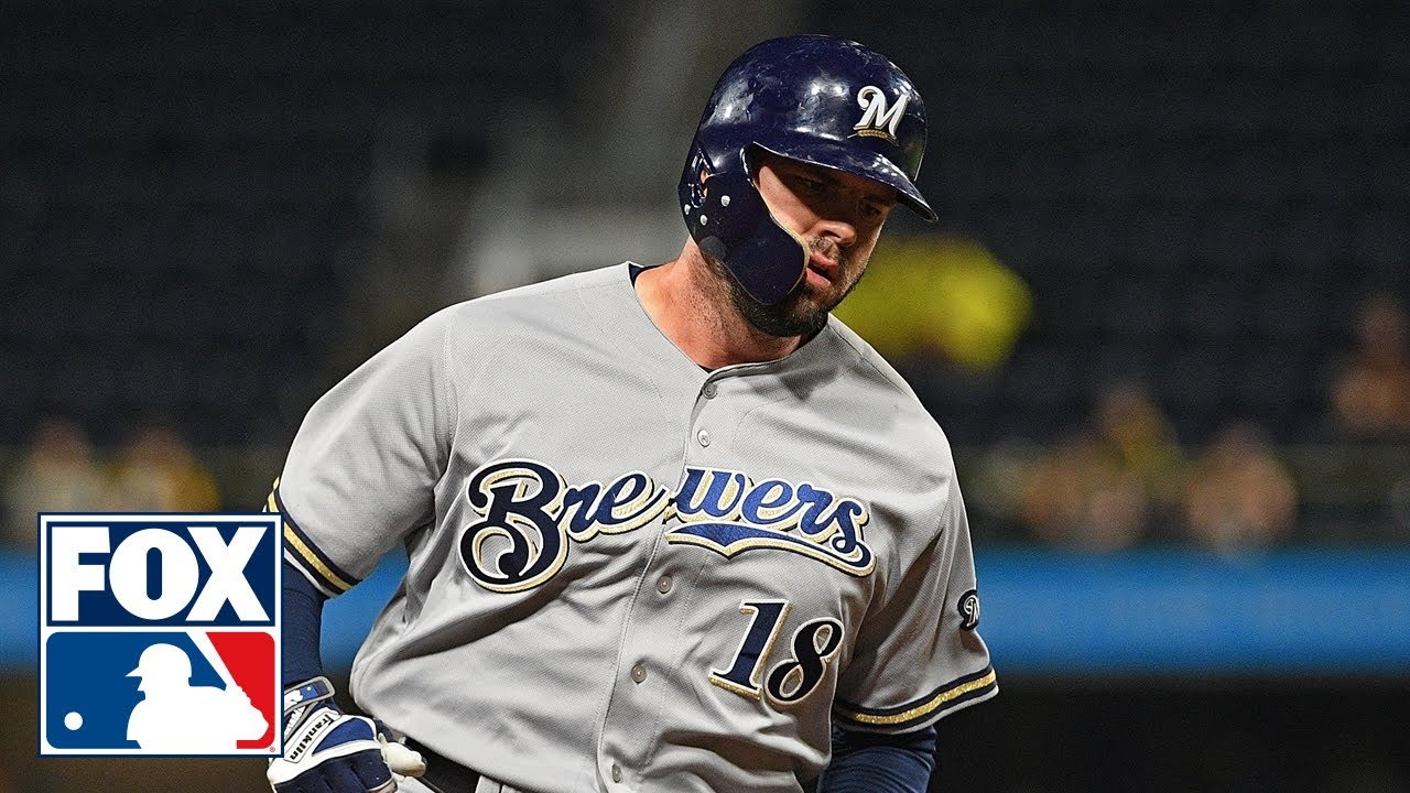 The FOX MLB crew on Mike Moustakas' extra inning heroics to take Game 1 ...