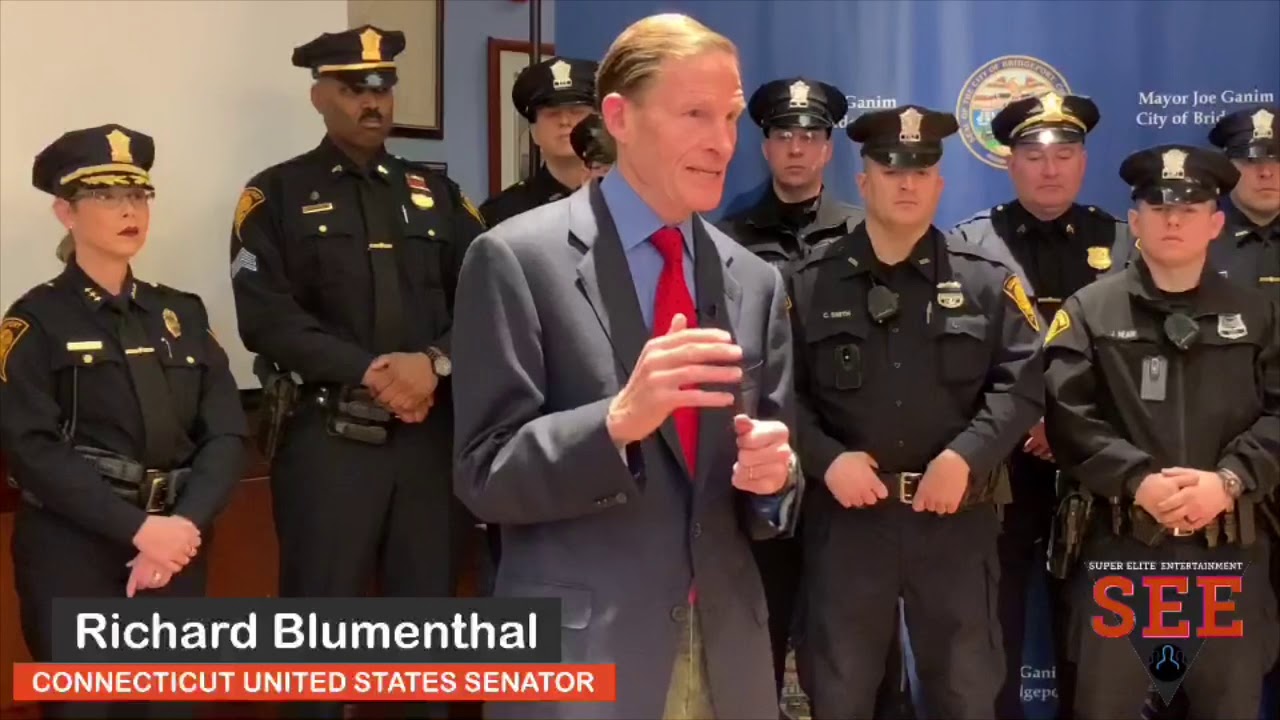 Bridgeport Police Officers honored for Heroism Press Conference - YouTube