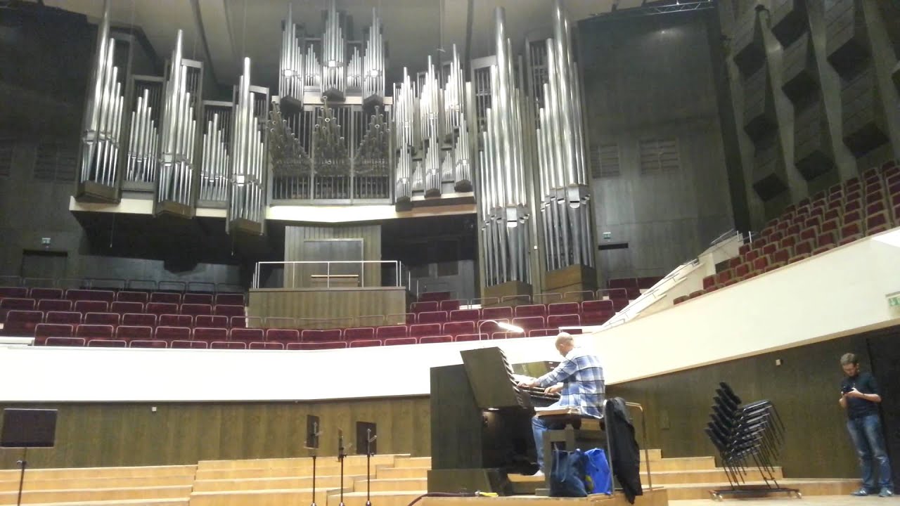 Schuke-orgel Gewandhaus Leipzig - YouTube