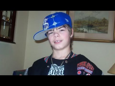 Fake gangster tried to fight me… - YouTube
