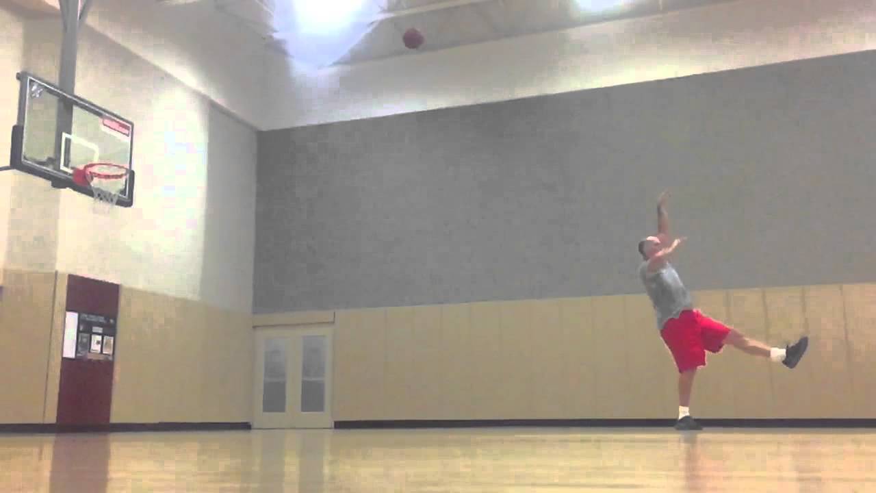 No look backwards 3 pointer. - YouTube