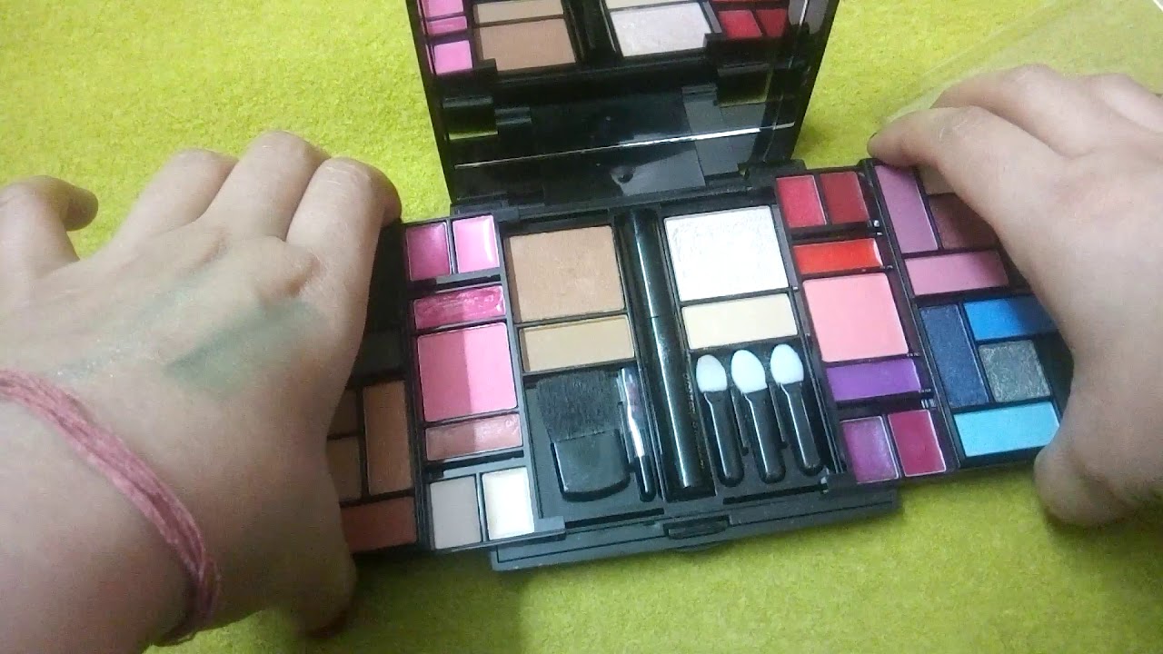 The color institute 44 piece professional make-up collection - YouTube