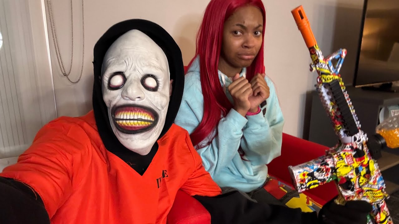 Mr Creepy Face Stole My Girlfriend & Gel Blaster - YouTube