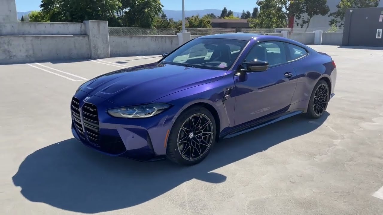 Tour the 2022 M4 Competition xDrive in Individual Velvet Blue | 4K ...
