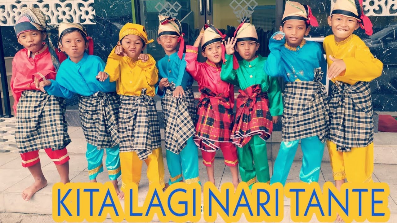 Tari Gandrang Bulo - YouTube