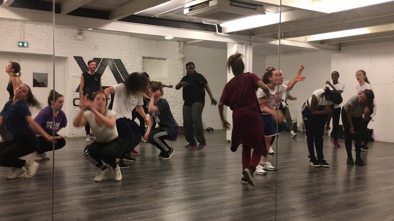 HIP HOP COLLAB AMINATA CRAZYSTYLE & CHRIS KHAMIS / OH MY GOD/ LAX ...