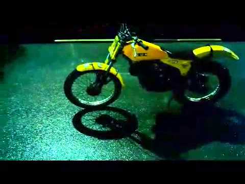 SWM 320 TL 1982 - YouTube