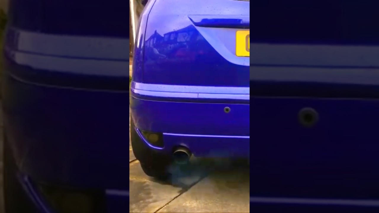 FORD FOCUS ST170 modified cold start revs clip (Mid sport sound ...