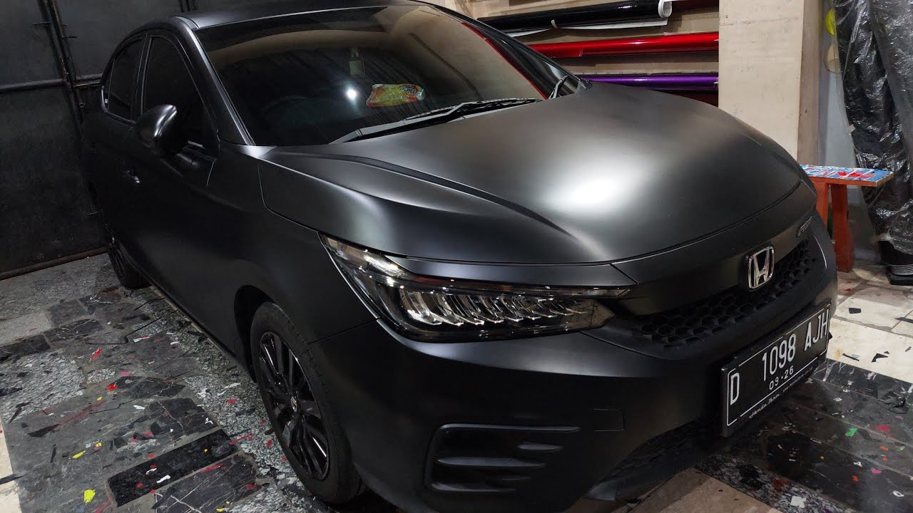 Modifikasi honda city hatchback wrapping full body hitam doff ...