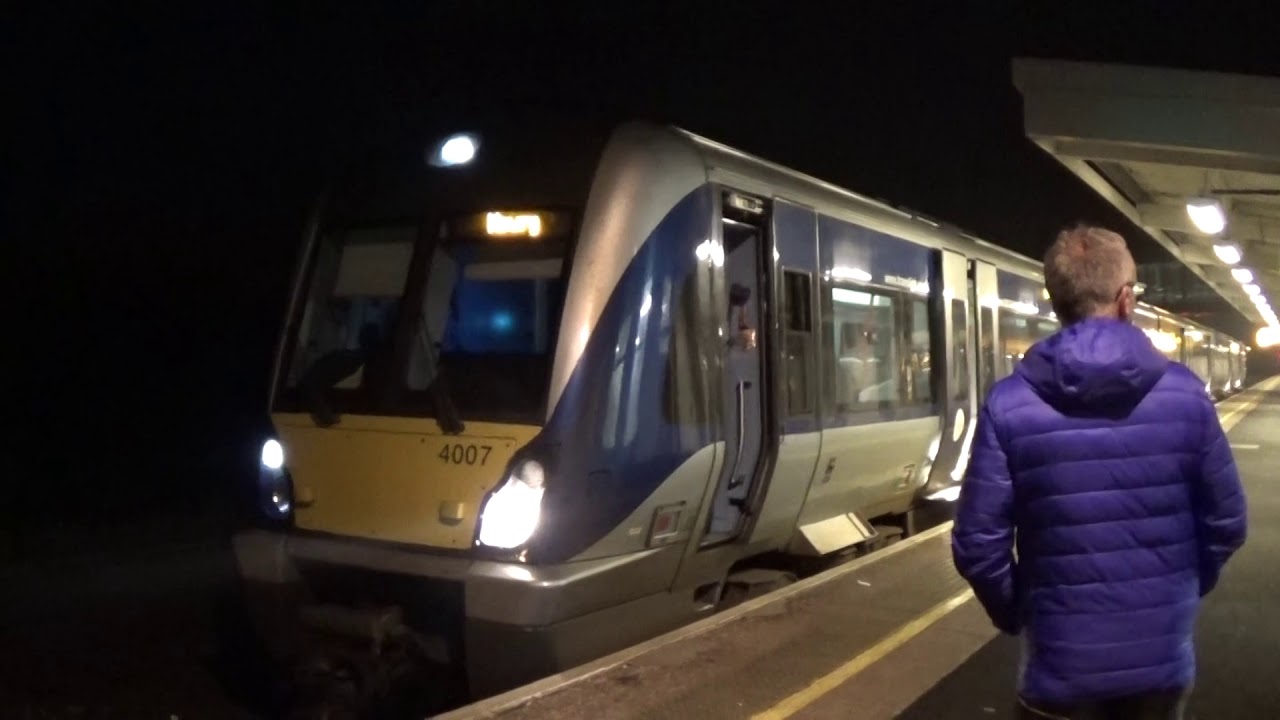 NIR CAF 3000 & 4000 Class At Portadown Train Station - YouTube