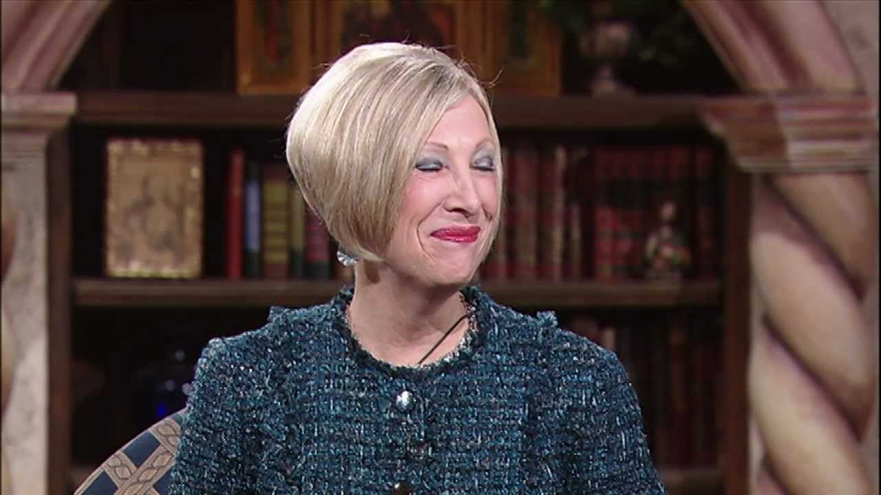 EWTN Live - 2012-12-05 - Johnnette Benkovic - YouTube