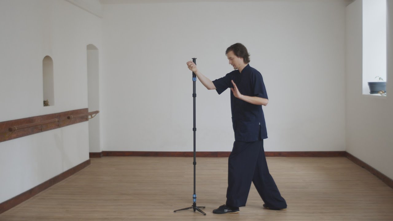 Learning Xing Yi Quan - Internal Power Principles explained - Heng Quan - Basic Movement Part 5 ...