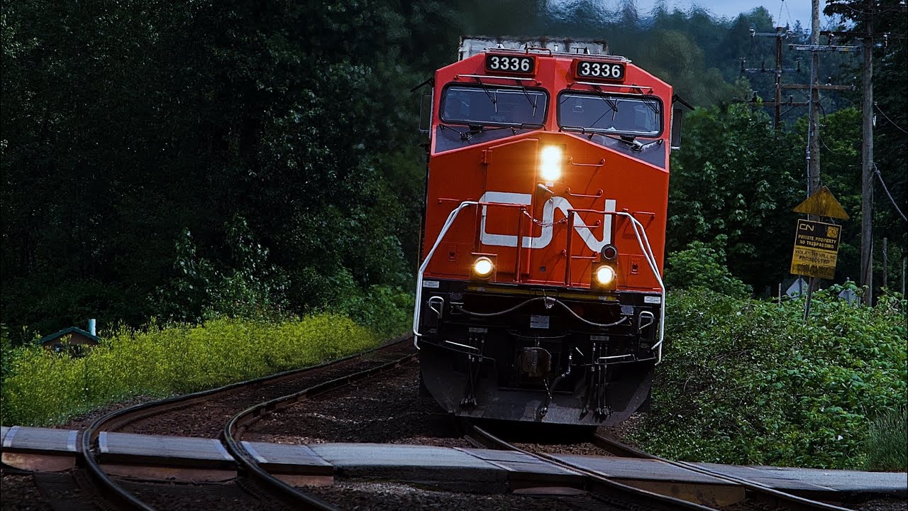 CNR Train Spotting HD: CN 3336 West, Q143 Cruises through Fort Langley BC. 3/3 2024/ 6/29 - YouTube