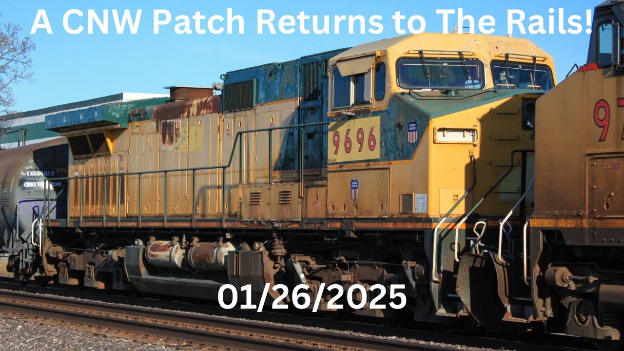 UP 9696 (CNW Patch) Trails on MALPR in Glenview, IL 01/26/2025 - YouTube